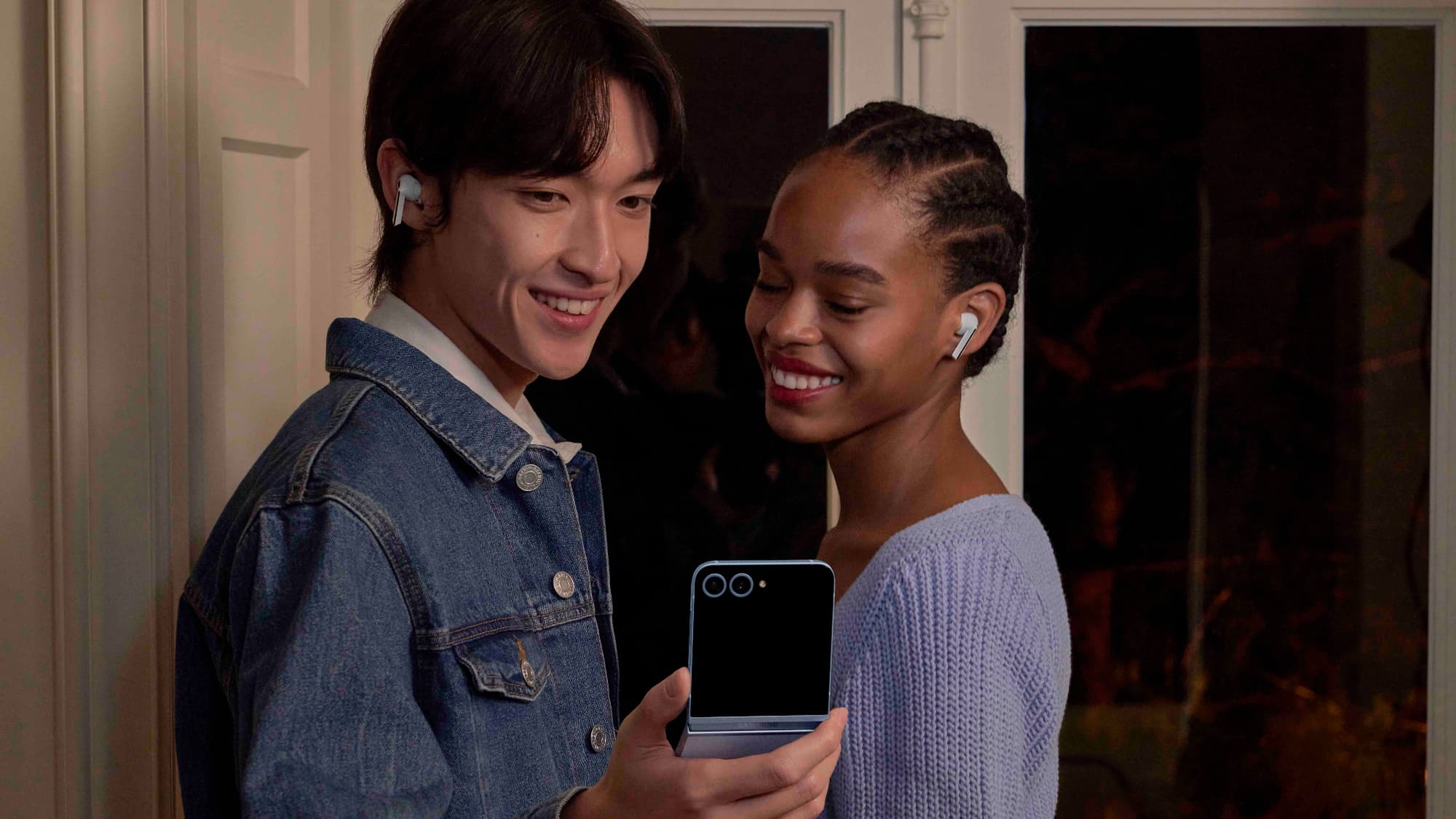 Samsung G Fold : le premier smartphone pliable en trois de Samsung ...