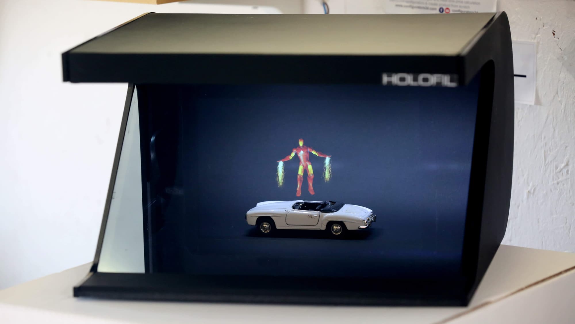 Holofil : la publicité holographique du futur ? | SFR ACTUS