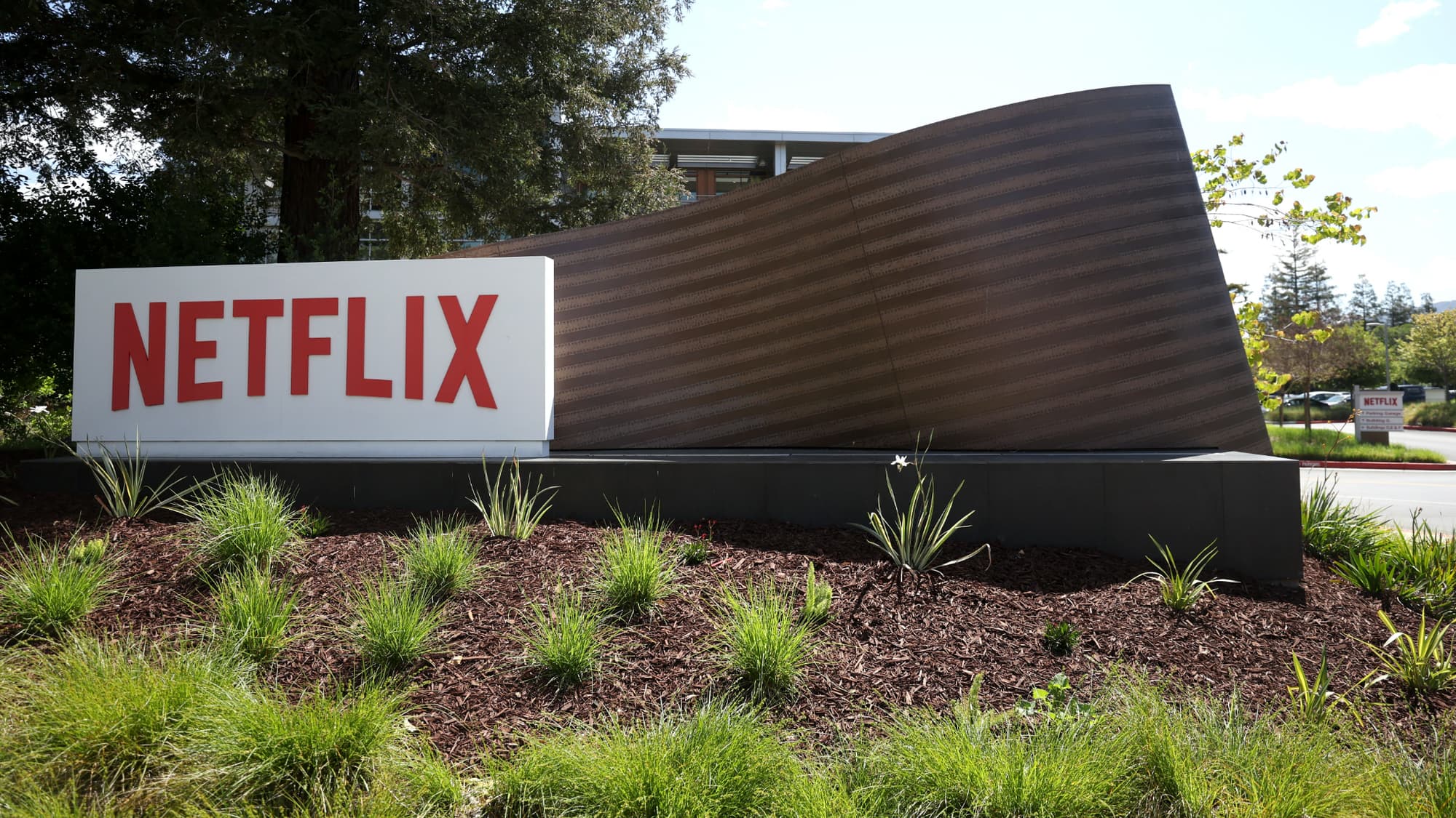 Mais au fait, pourquoi Netflix s'appelle Netflix ? | SFR ACTUS