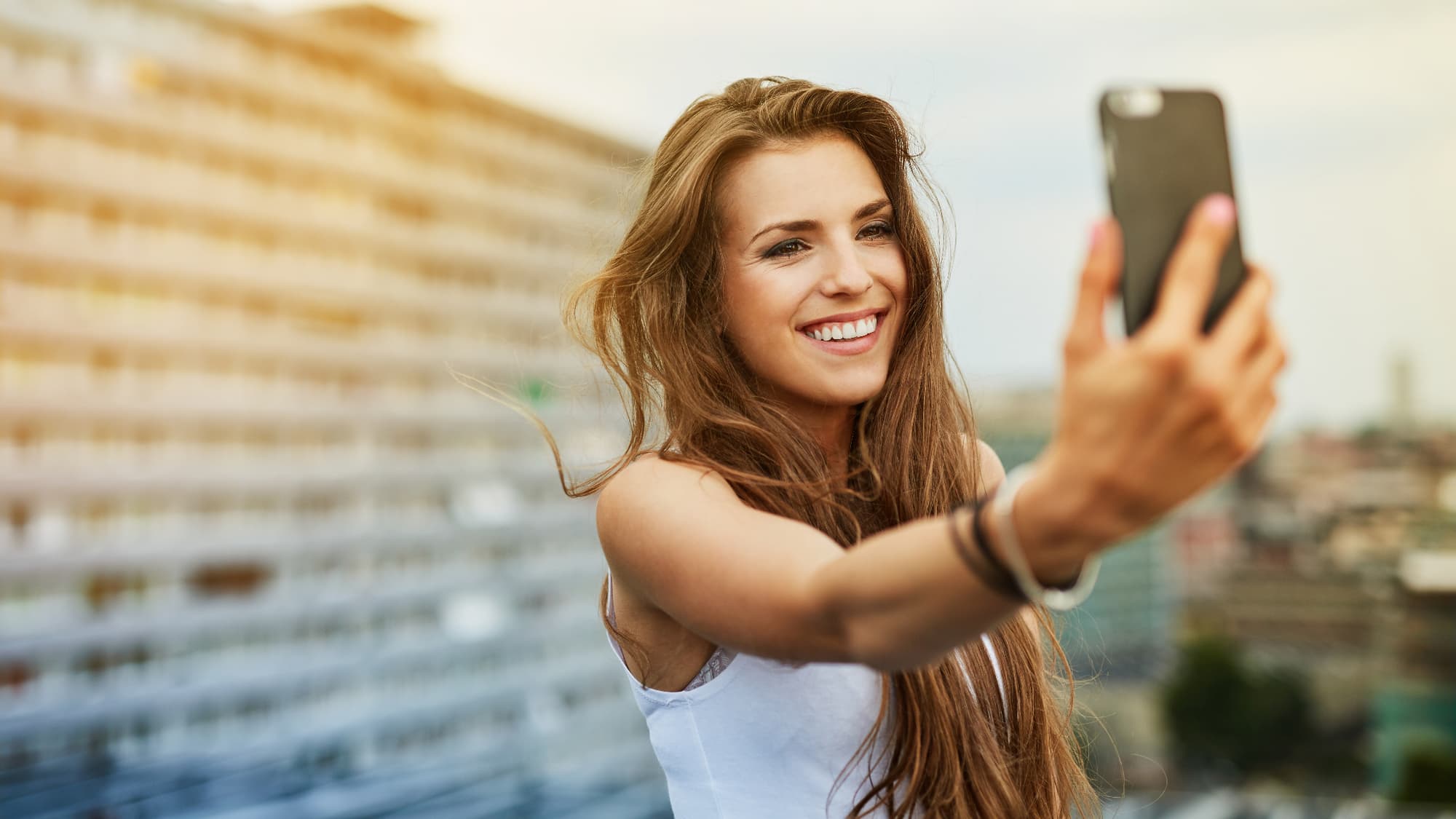 Xiaomi annonce un smartphone avec appareil à selfie sous l’écran | SFR ...