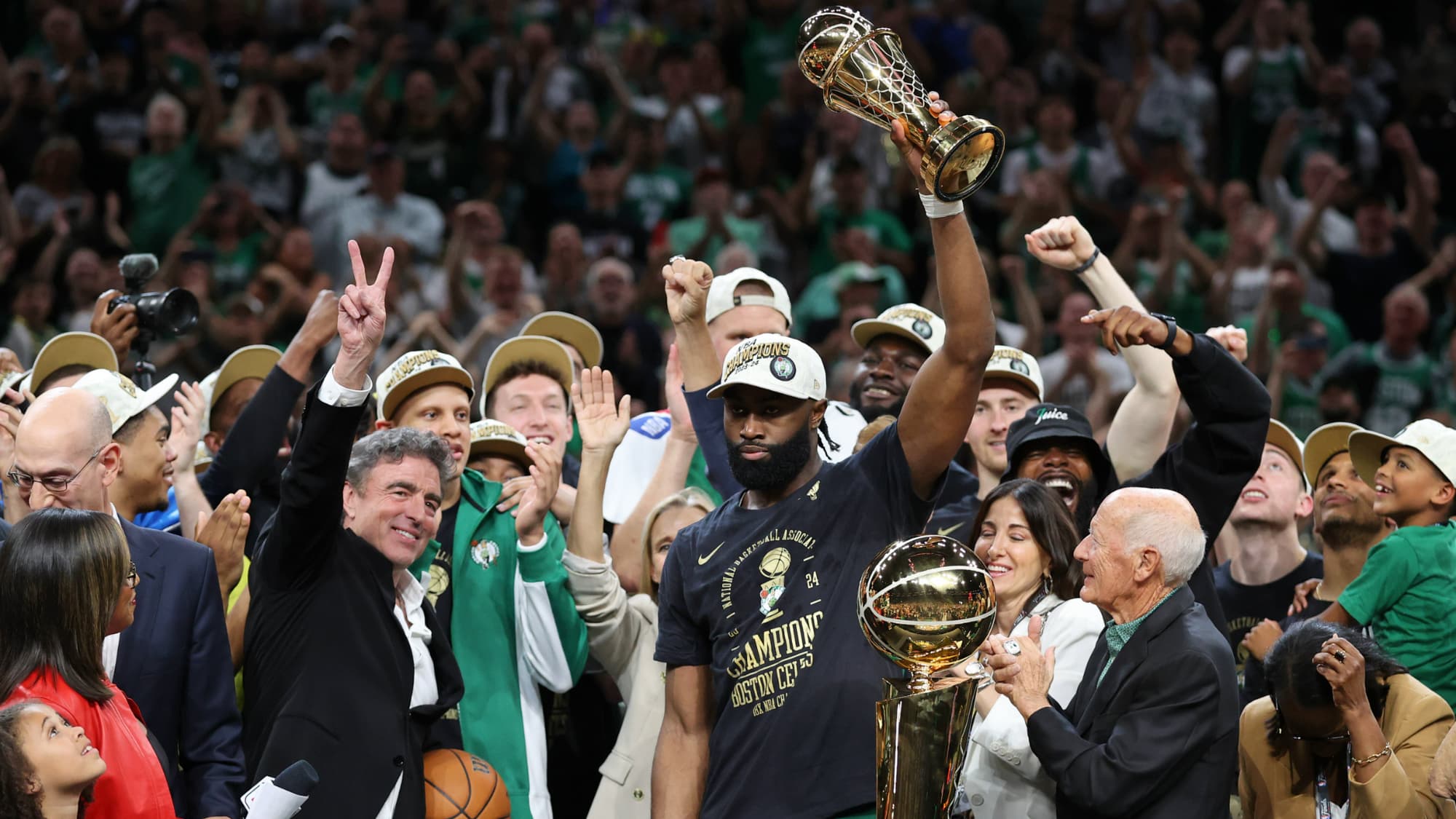 NBA : les Boston Celtics sacrés champions pour la 18e fois de leur ...