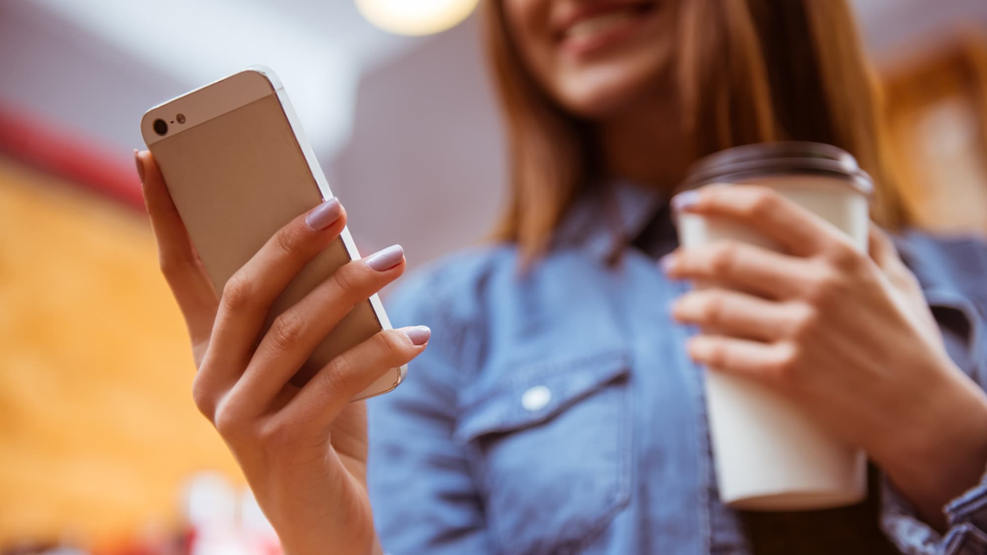 Bon plan : le forfait mobile 120 Go 5G en promo chez SFR | SFR ACTUS