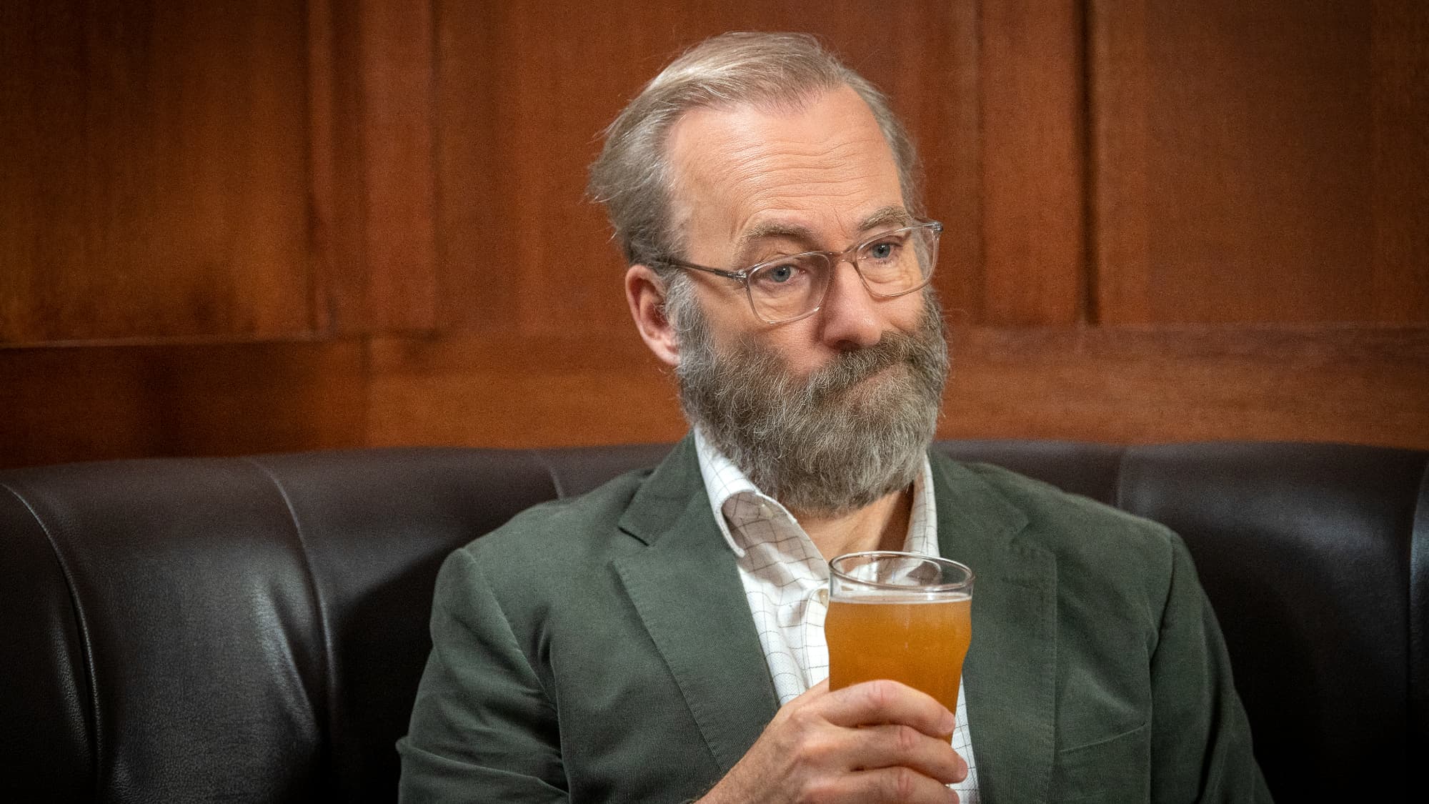 Lucky Hank : la série OCS qui signe le retour de Bob Odenkirk (Breaking ...