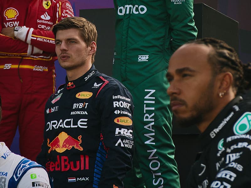 Loris Giuliano se met au boulot sur Canal+ | SFR ACTUS