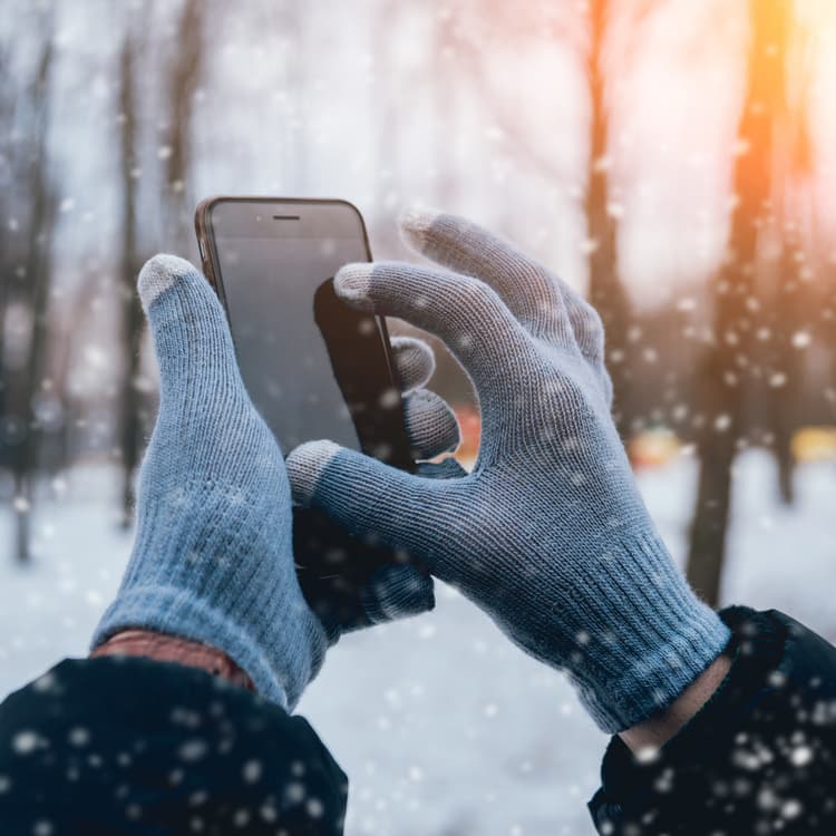 Comment protéger son smartphone du froid ? | SFR ACTUS