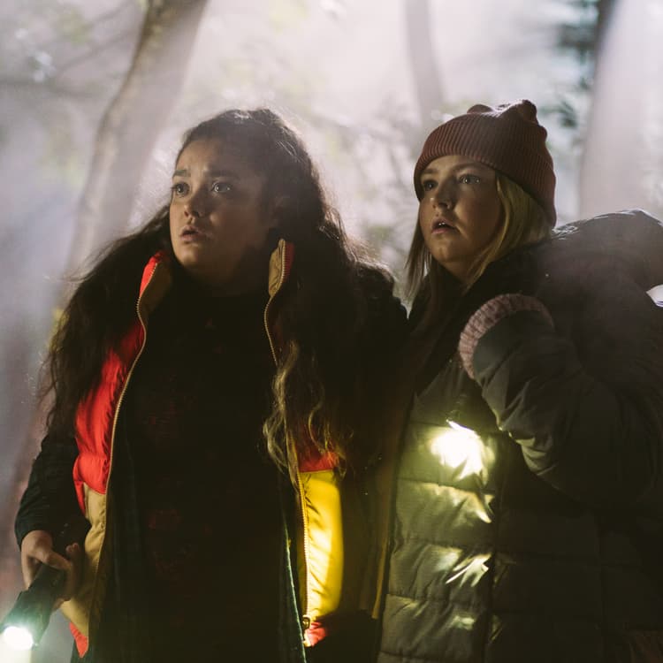 Astrid & Lilly Save the World, la nouvelle teen série sur SYFY | SFR ACTUS