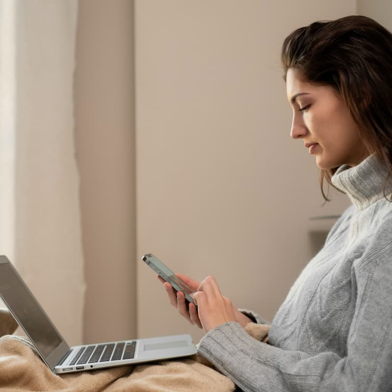 Comment prévenir la cybercinétose, le mal des écrans ? | SFR ACTUS