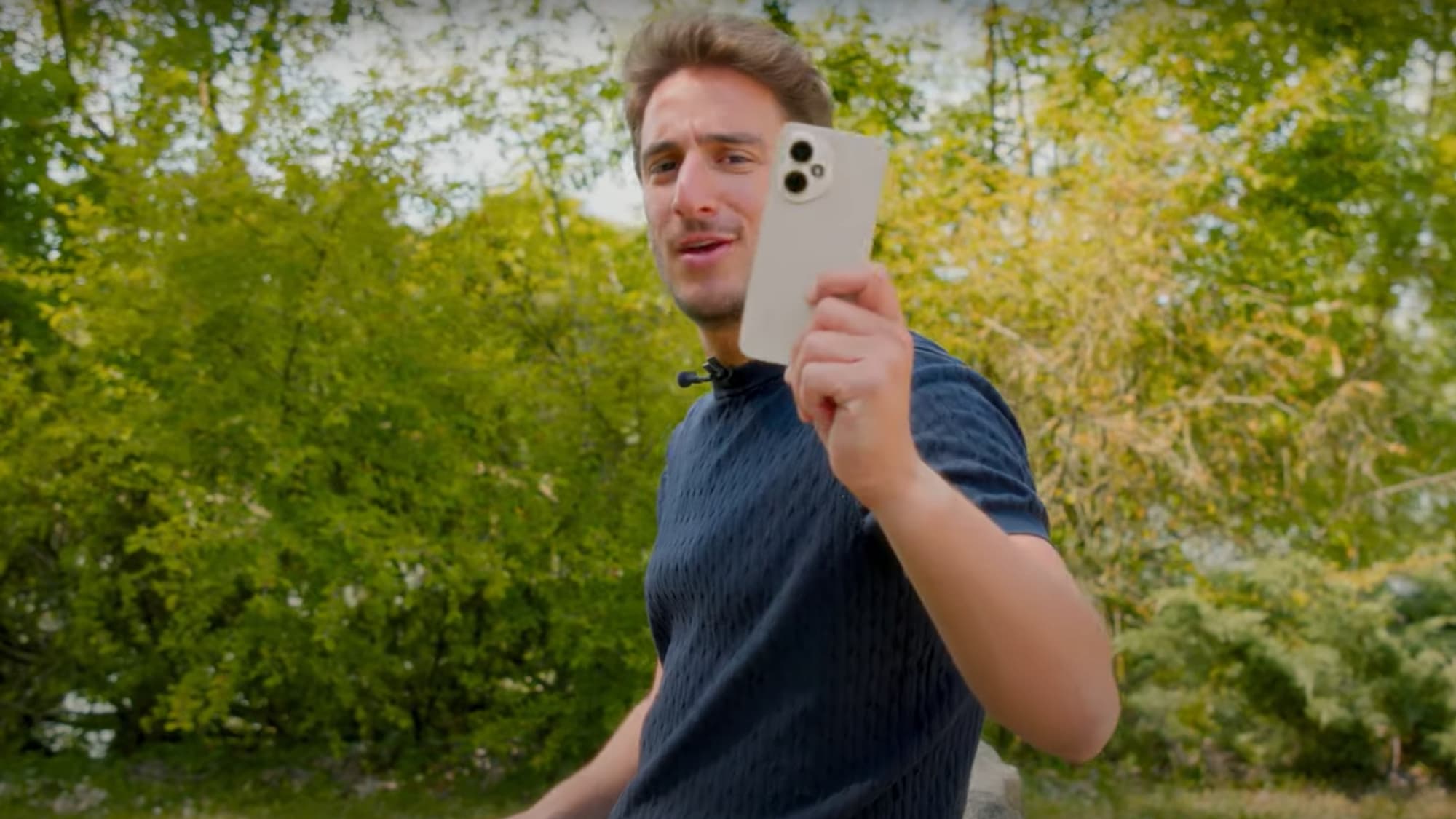 HONOR 400 : le youtubeur TheiCollection l’a testé pour vous ! | SFR ACTUS